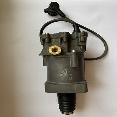 پمپ کلاچ پایین اتوماتیک ولو - پاساژ اینترنتی شناسا